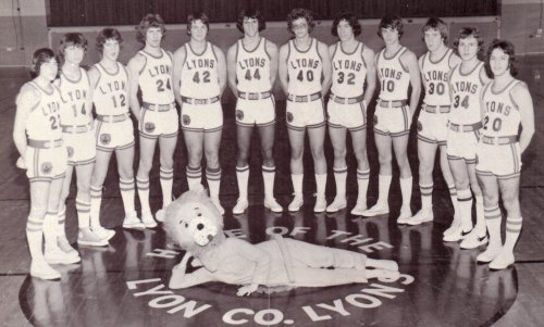 1975-1976 Lyons Varsity - Boys