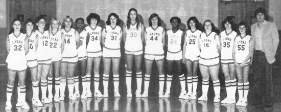1981-1982 Lyons Varsity - Girls